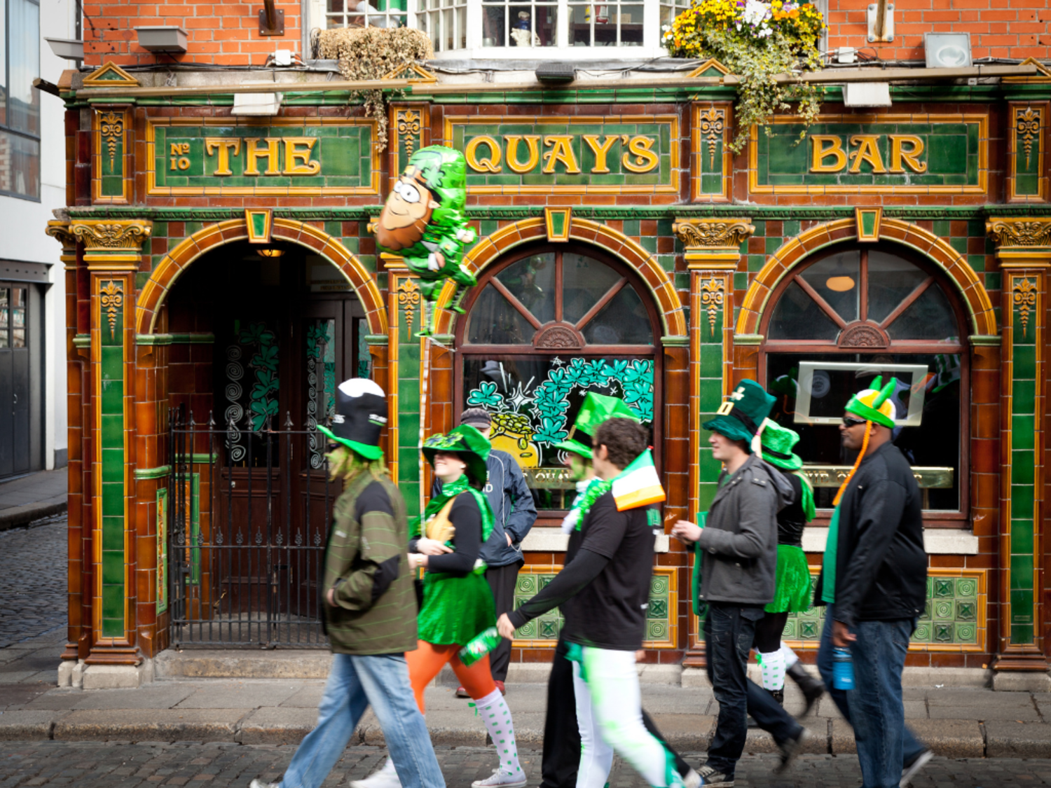 5 Foods to Eat Between Pints on Paddy’s Day - CHAR Magazine